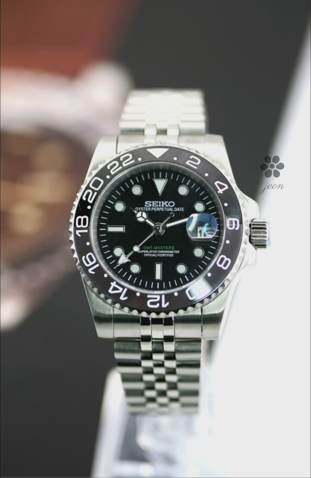 Seiko Bruce Wayne GMT Mod – JourneyAboutTime